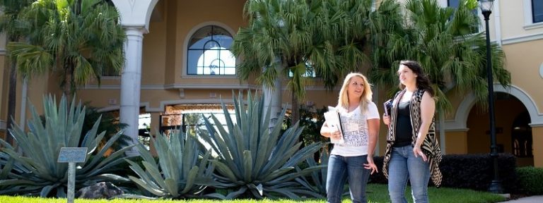 Rosen Student Services Hosts "Pop-Up Advising" - Student Success ...